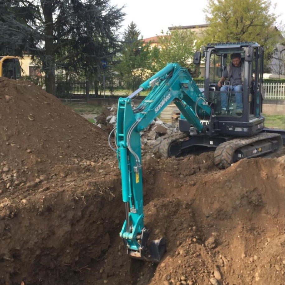 Mini pelle SUNWARD SWE60UF